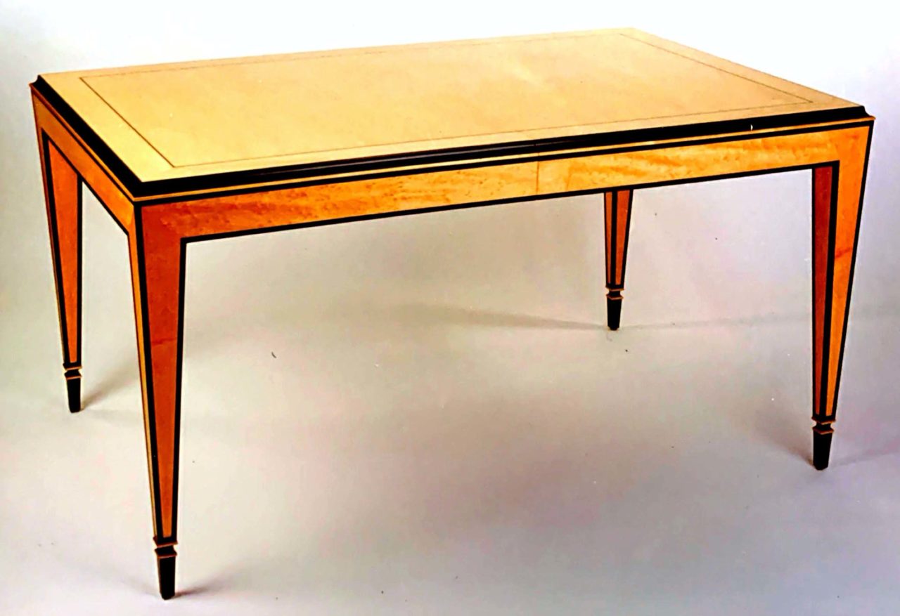 Royalty Dining Table | Chillcott Group